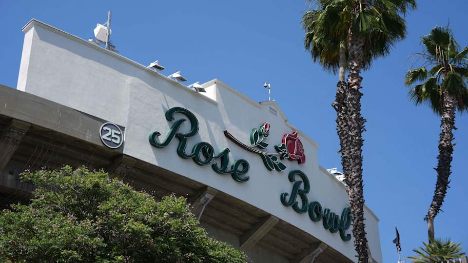 Details on UCLA's Open Practice at Rose Bowl Saturday