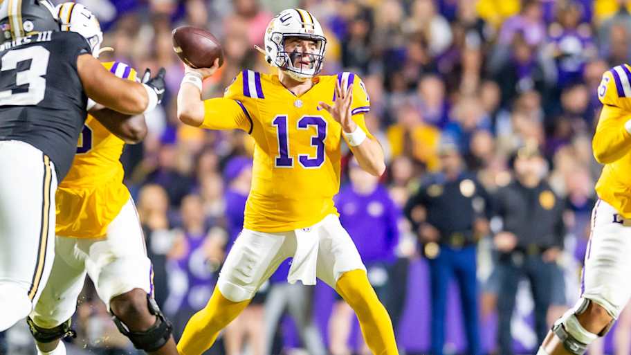 LSU Football Predicted to Land Commitment From Nation's No. 4 Quarterback