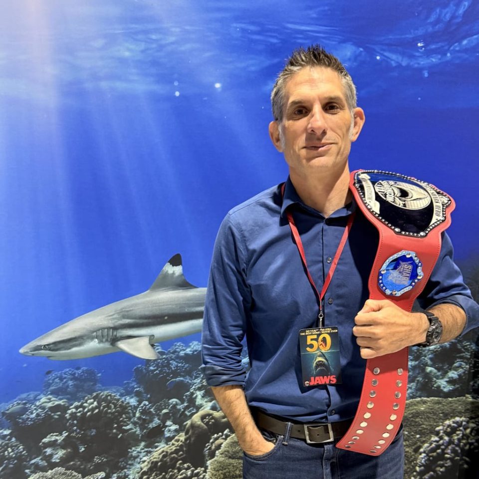 FIU headlines SharkCon 11 lineup, Biologist named Shark Hero