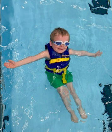 Edwards-Knox CSD gets donation of 50 life jackets