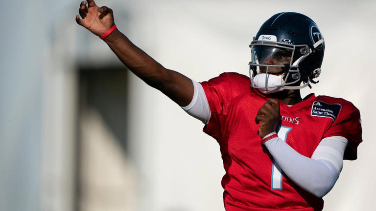 ‘Possibly the Biggest Factor’: What Titans Need To Do to Develop Cam ...