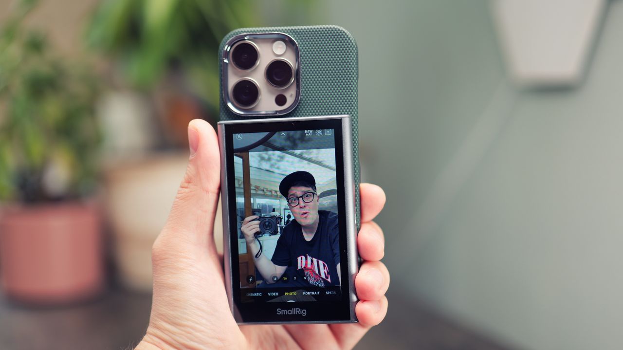 SmallRig Wireless Video Monitor for Phone review: a clever solution to ...