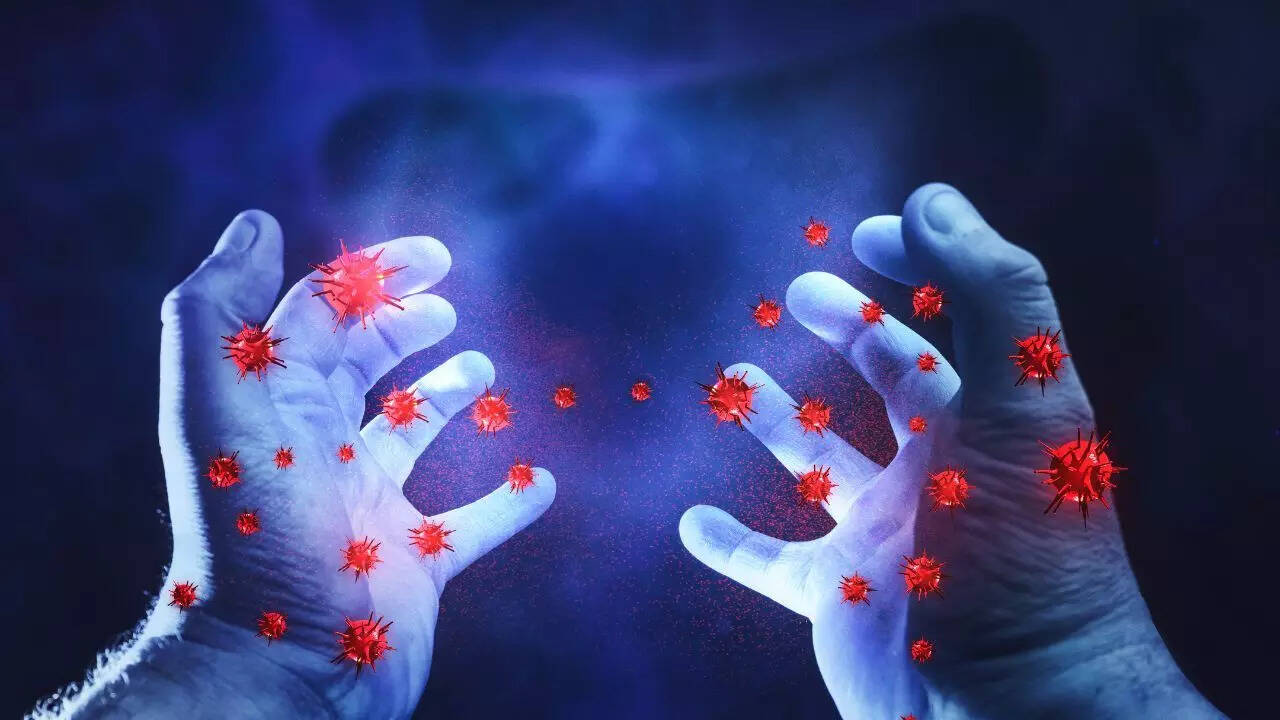 New COVID variant Stratus (XFG) spreads in the US: Symptoms, risks, and ...