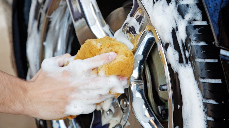 5 Tips & Tricks For Painting The Wheels On Your Car Or Truck