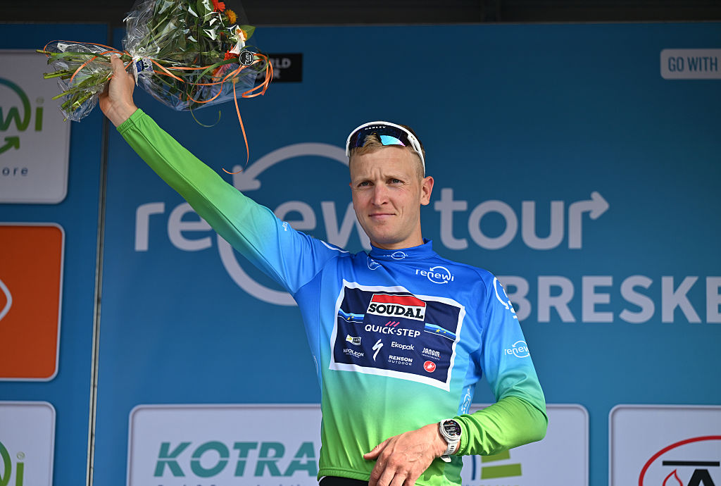 Renewi Tour stage 1: Tim Merlier fastest in bunch kick to win opening ...