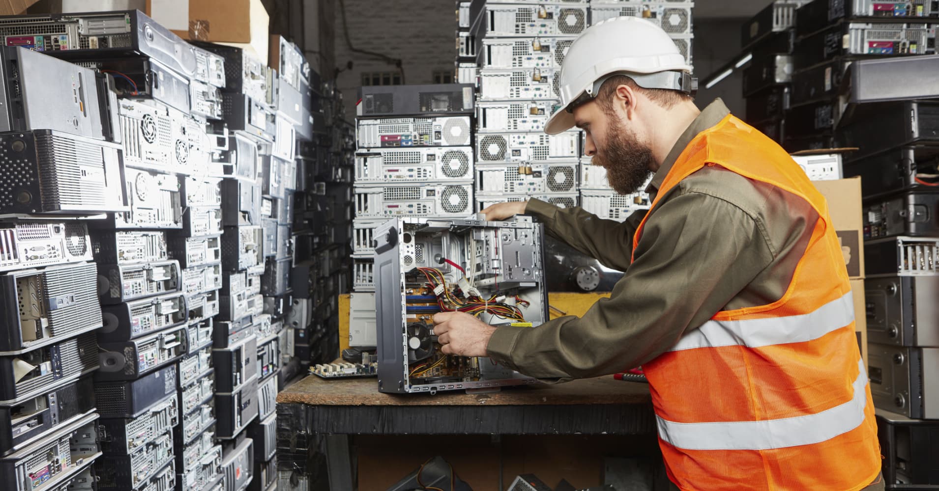 Erasing personal data from the devices you discard is a booming business