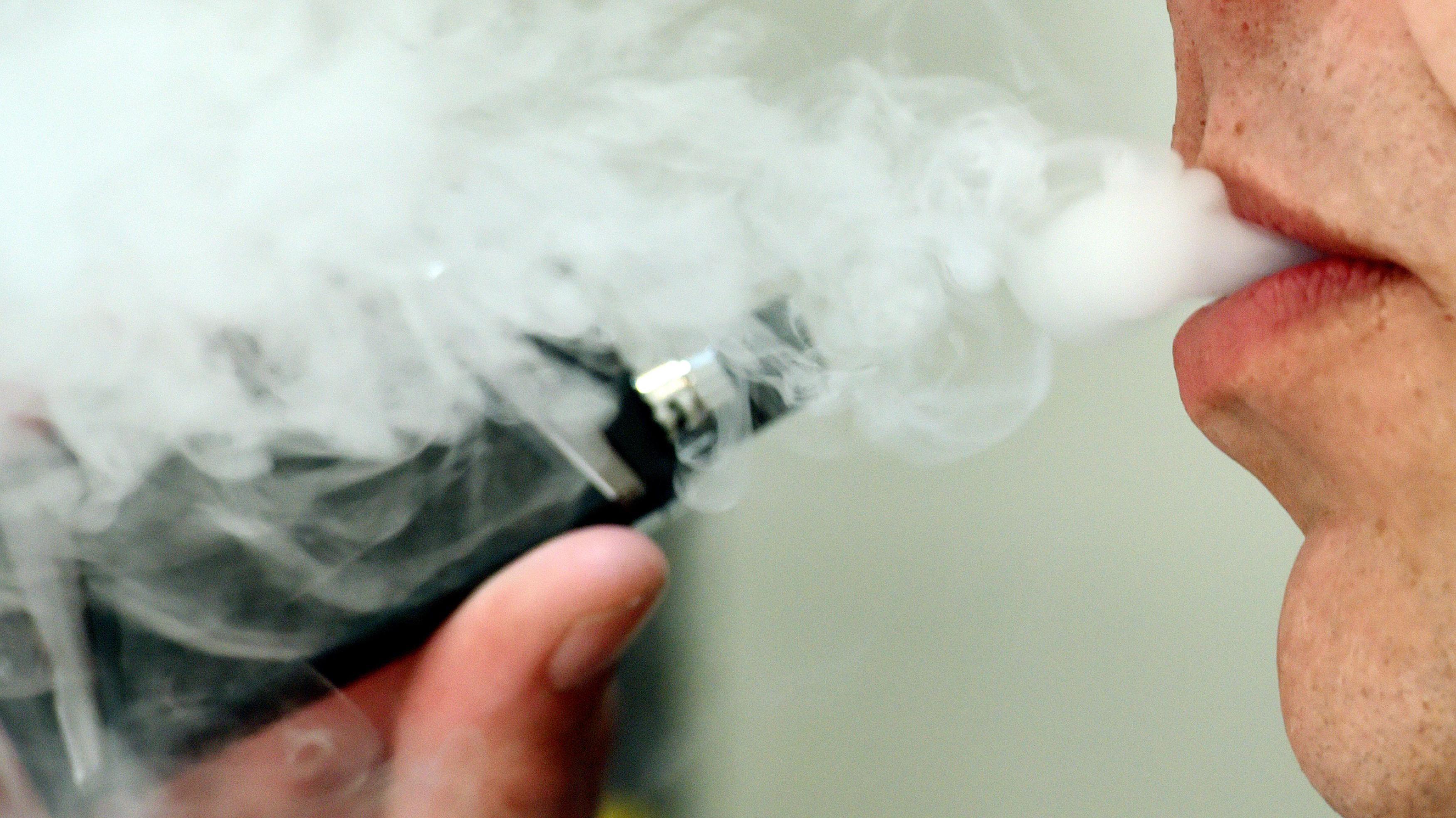 Teen vaping a gateway to smoking - study