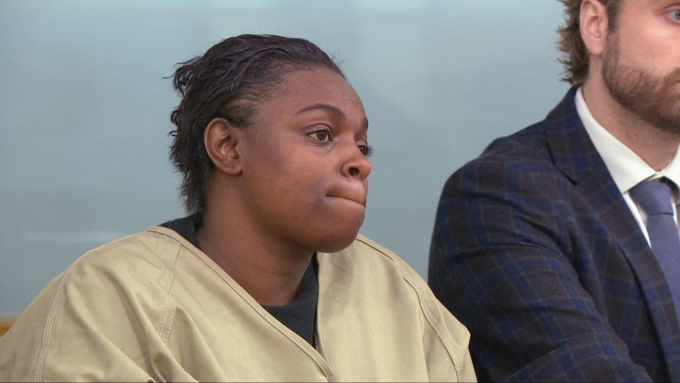 Moms charged in Greater Cincinnati school fight claim they were ...