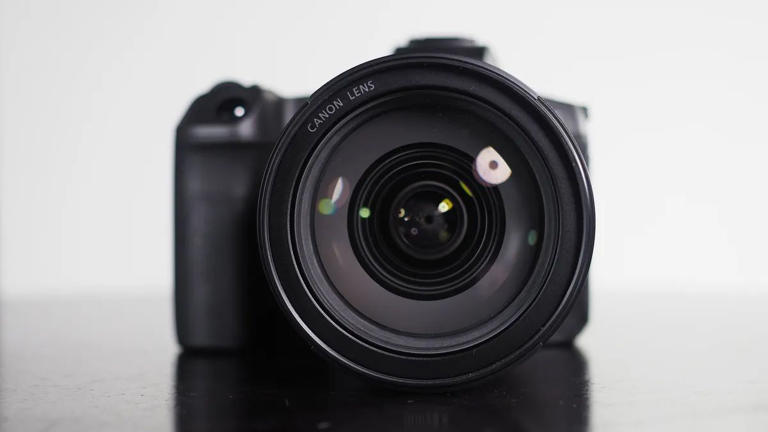 New Canon kit lens in the works? It might be exactly what entry full ...