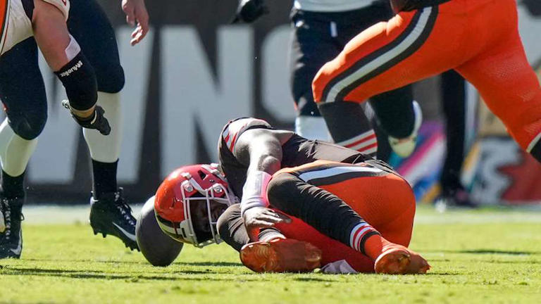 $131M nuclear Browns QB Deshaun Watson looks ready to return this season