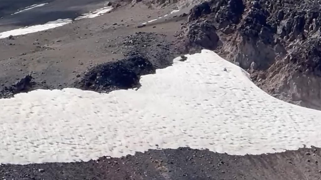 Injured hiker airlifted from Mt. Shasta after serious fall near ice sheet
