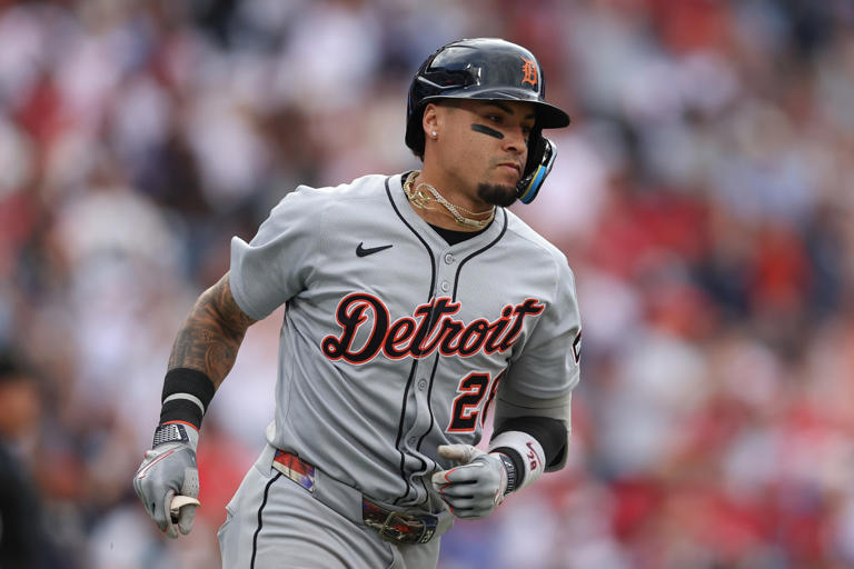 Tigers Facing Javier Baez Decision After Removal From Lineup