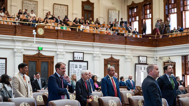 Texas House passes redrawn congressional district map