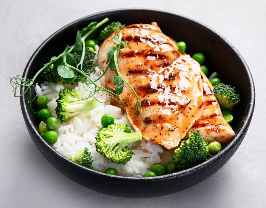 I'm a doctor and these are the best foods to control high blood ...