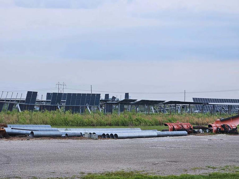 Maroa solar field project heavily damaged by storm; cleanup continues