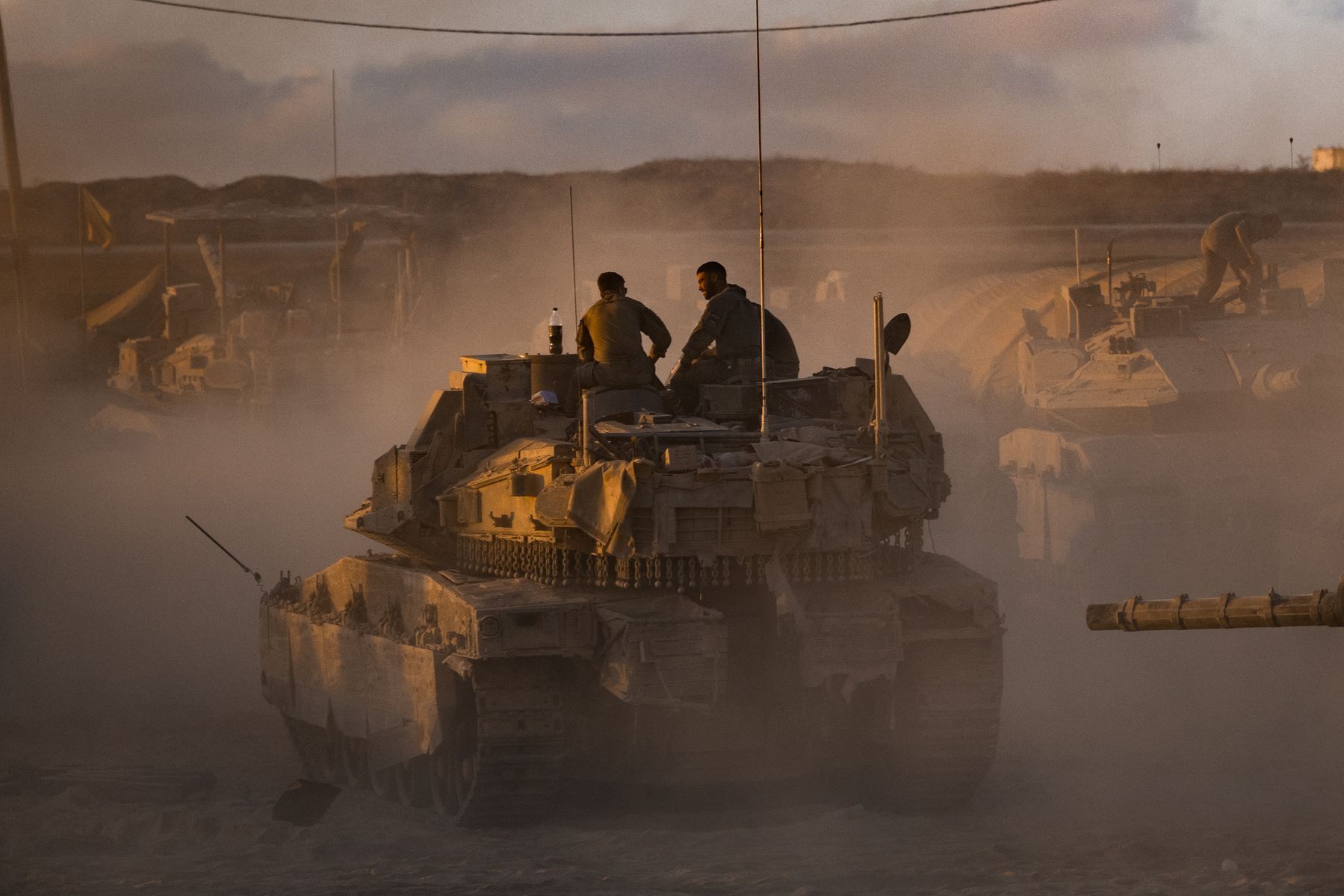 Israel mobilizes 60,000 reservists to intensify Gaza operations