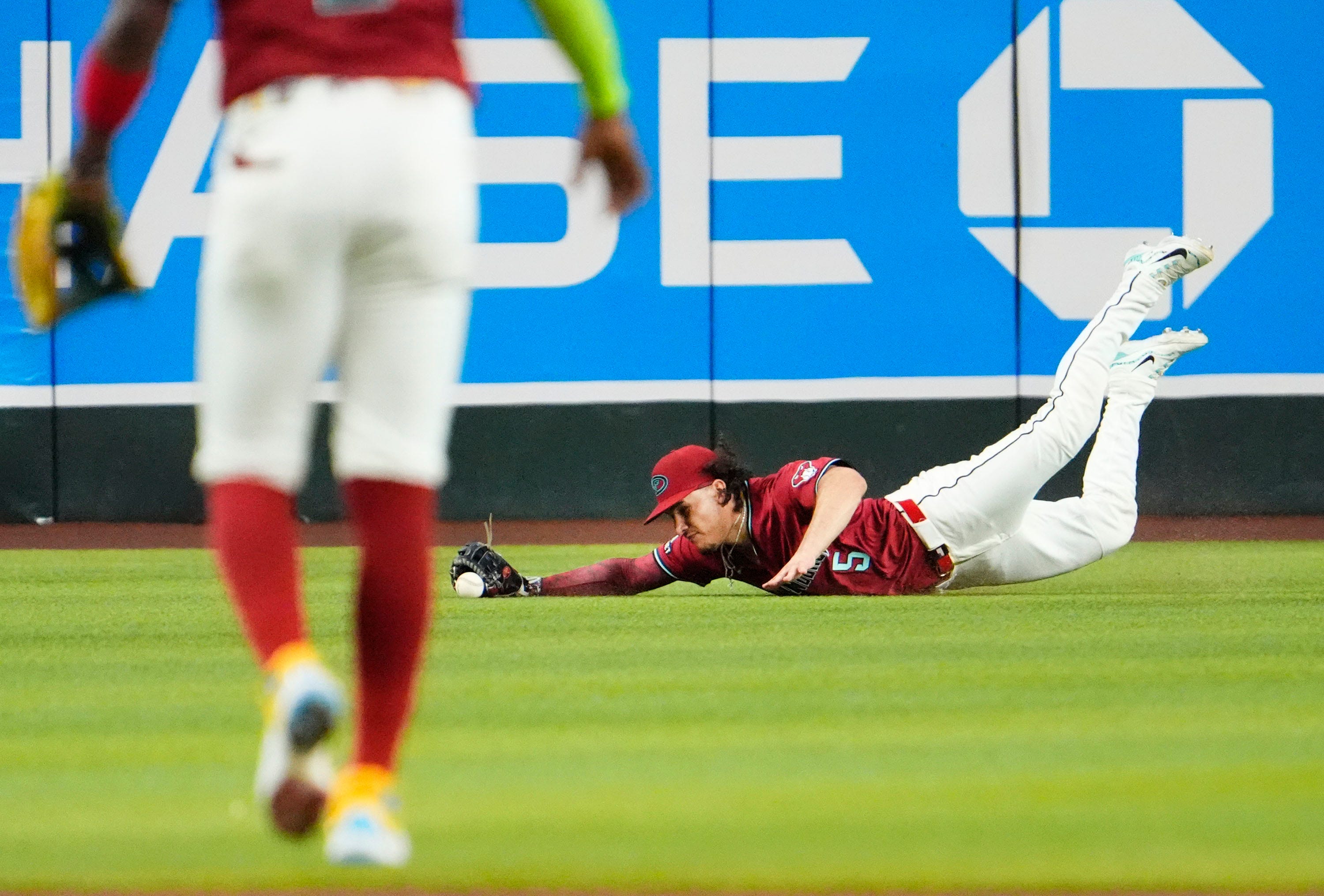 Adrian Del Castillo delivers winning hit in 10th, Arizona Diamondbacks ...