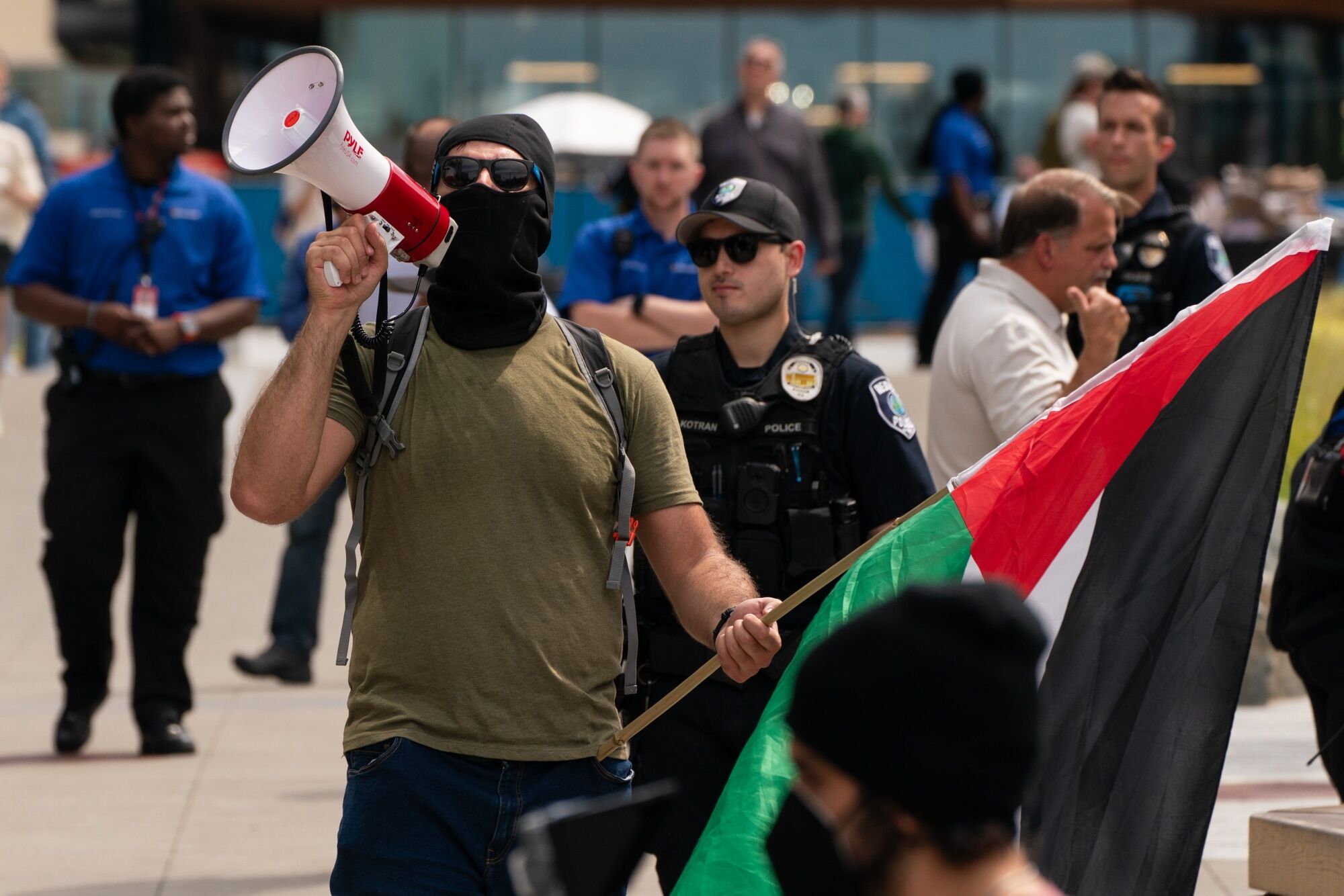 Microsoft Activists Arrested in HQ Protest Over Israel Ties