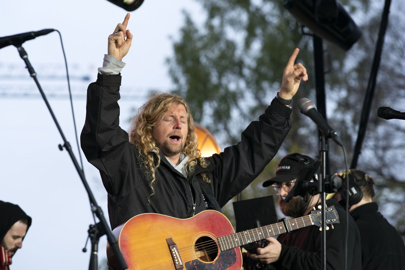 West Kelowna, B.C., denies permit for MAGA singer Sean Feucht on safety ...