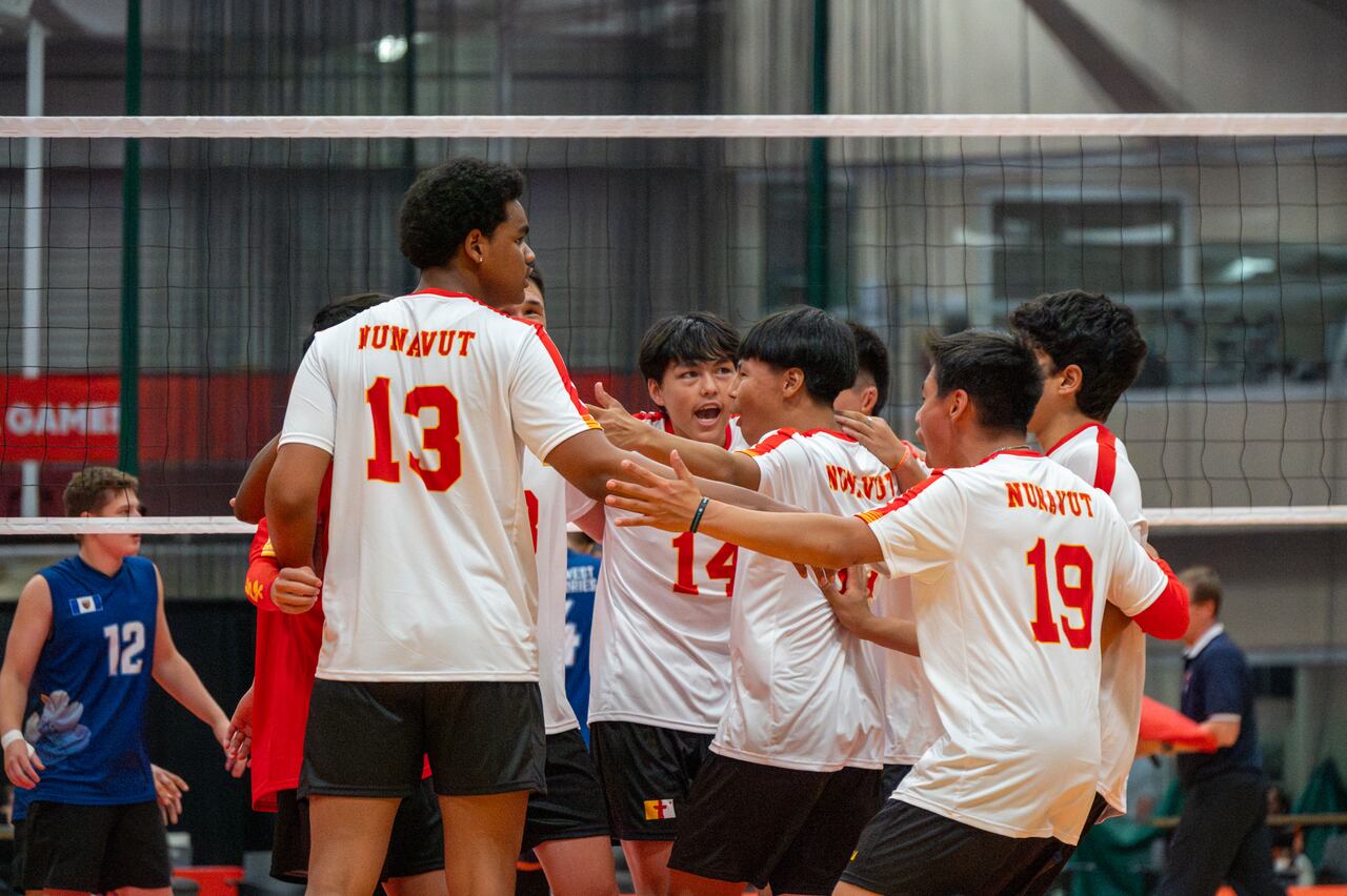 Nunavut claims historic volleyball win at Canada Summer Games