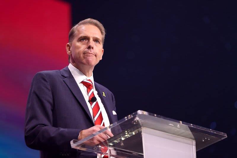 CNN host admits viral clip-seeking conservative Scott Jennings 'really ...