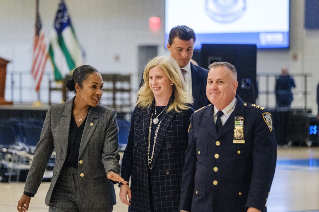 NYPD welcomes nearly 1,100 recruits to academy — largest class in ...