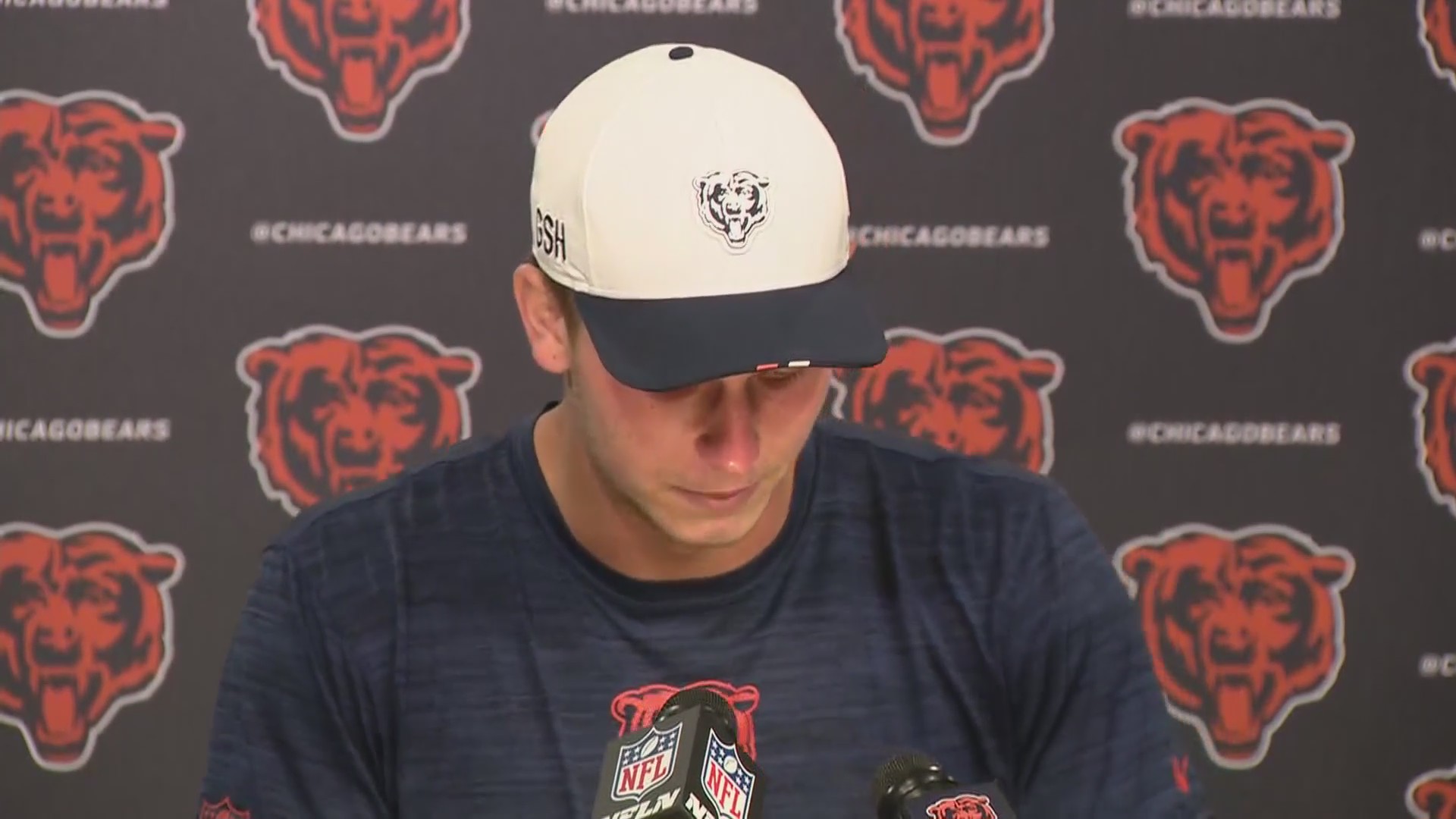 Bears, Tyson Bagent agree on 2-year extension