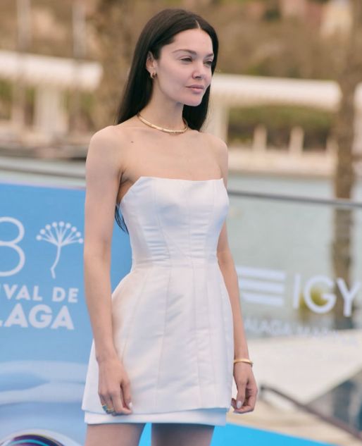 Los mejores looks de fiesta de Ana Rujas, la española de “En el barro ...