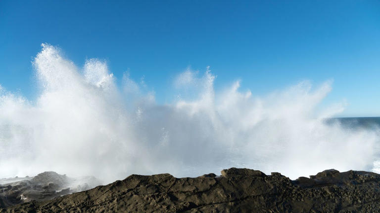 Pacific coast on high alert for massive underwater volcano eruption