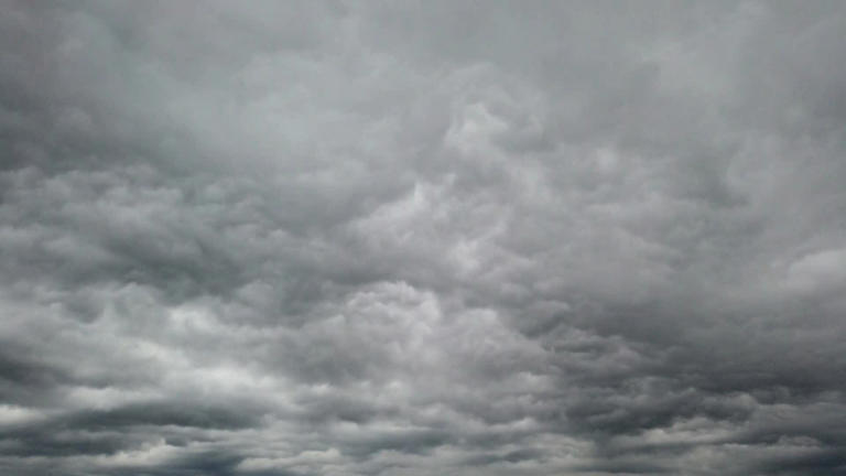 Shift in wind direction causes clouds to linger for a few days