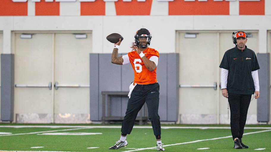 REPORT: Maalik Murphy Officially Named Oregon State Starting Quarterback