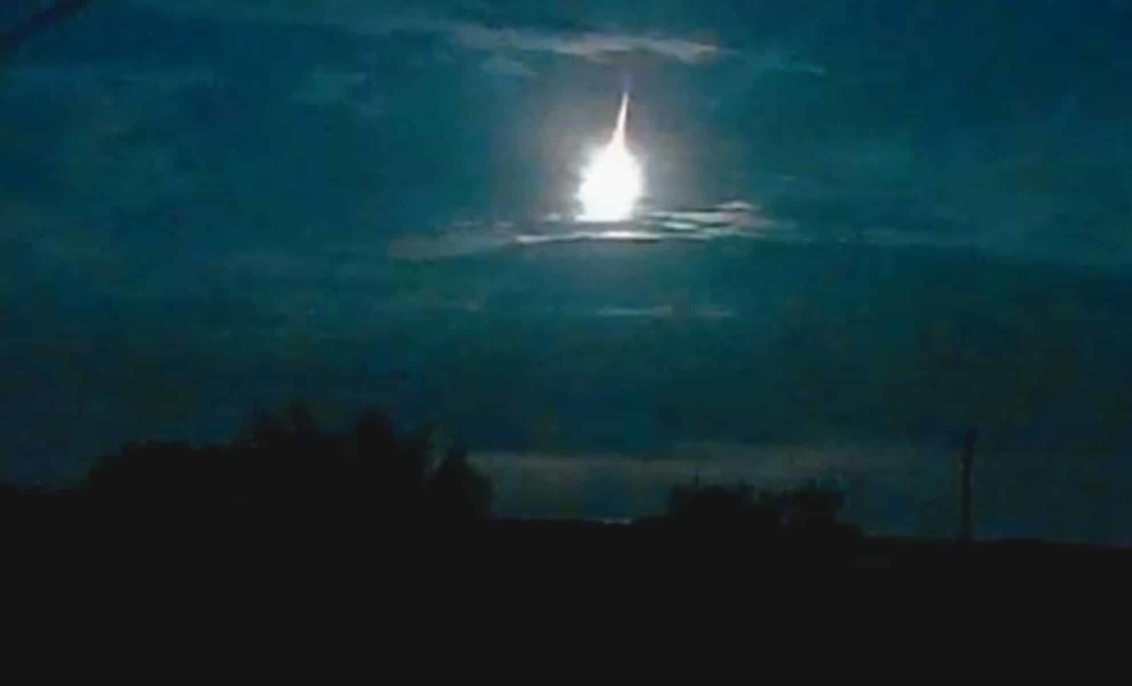 Exceptionally Bright Fireball Illuminates Western Japan—Is It a Meteor ...