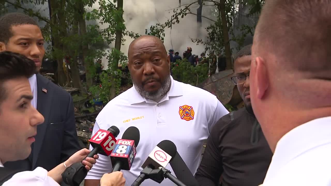 East Cleveland Fire Chief David Worley gives update on fire