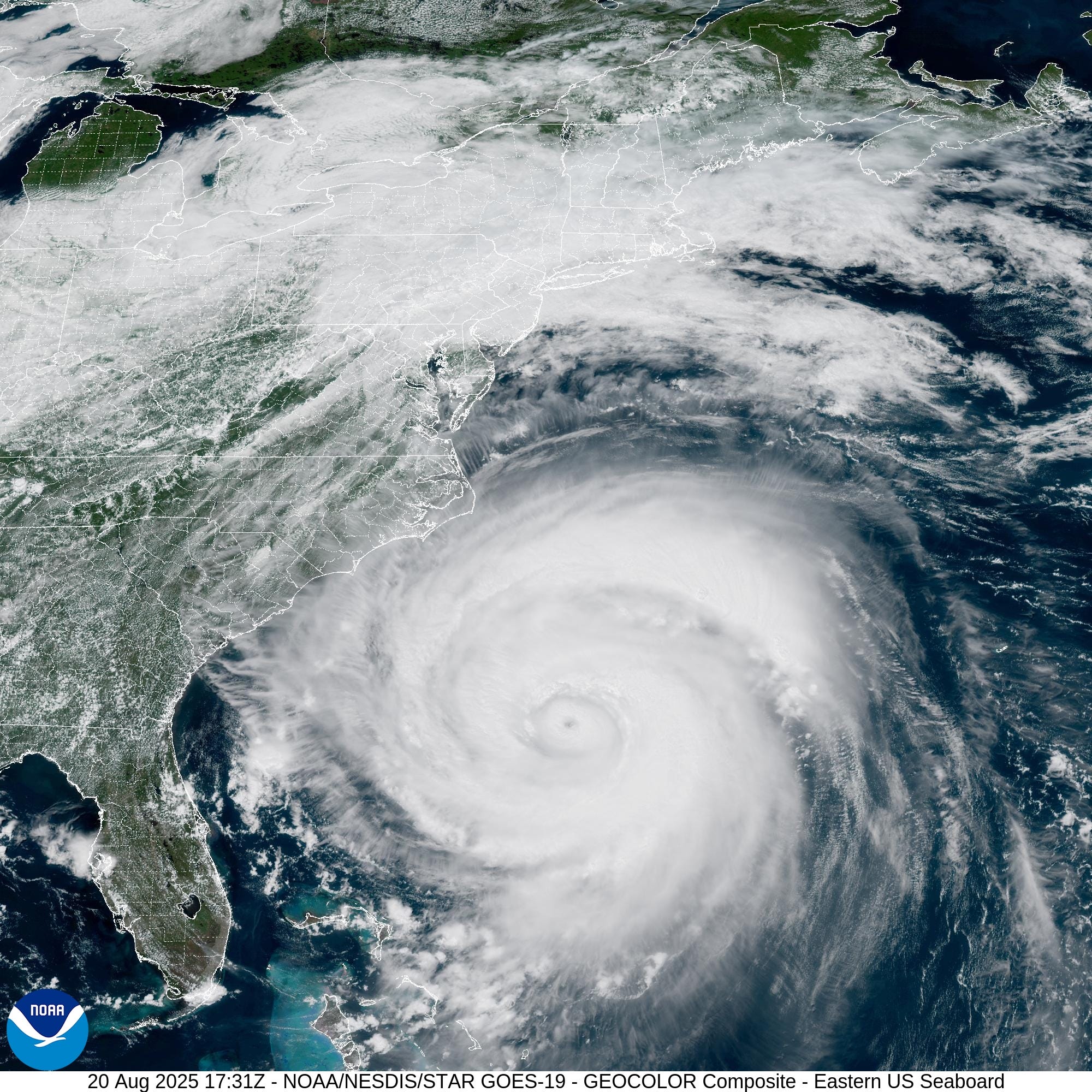 How massive did Hurricane Erin get? Storm grew to size of Texas — see ...