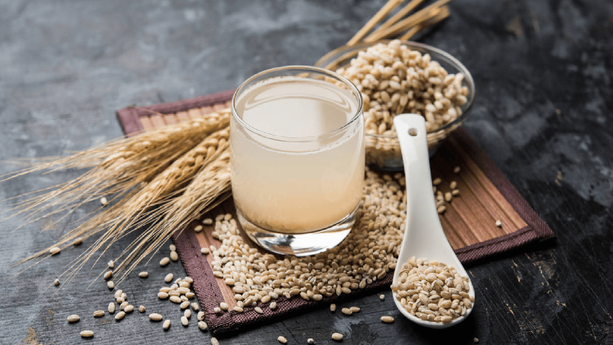 Discover the Secrets of Barley Water: Your Natural Fitness Ally!