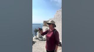 Dream Santorini Proposal Ruined By Snacking Tourists
