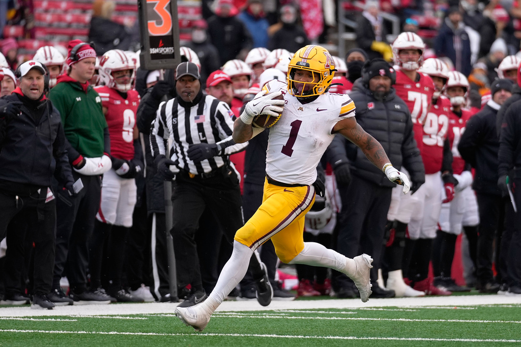 Minnesota's trend-bucking embrace of the pass will be tested as Drake ...