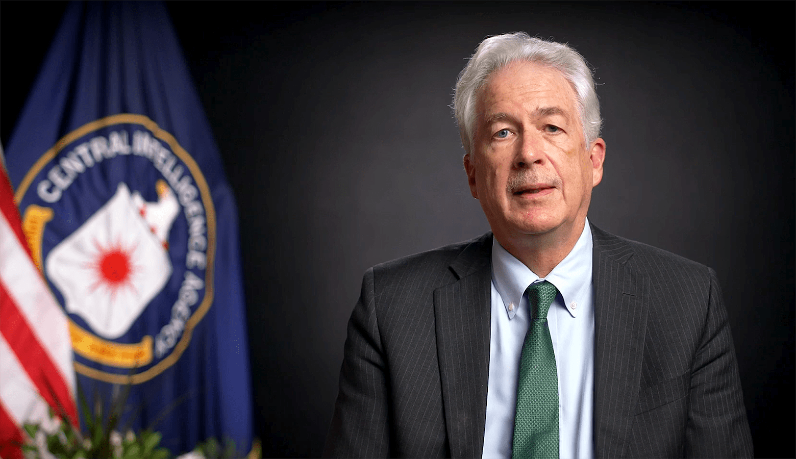 Ex-CIA director slams Trump for turning career public servants into ...