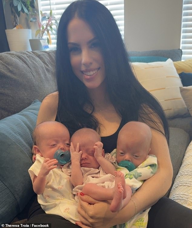 Woman who is a quadruplet gives birth to five babies in 1-in-47million case