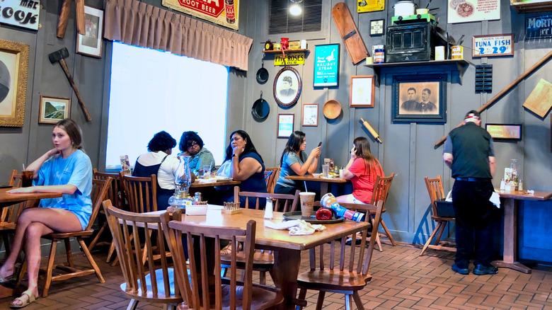 Cracker Barrel Revealed Its New Logo And Fans Can't Stand It