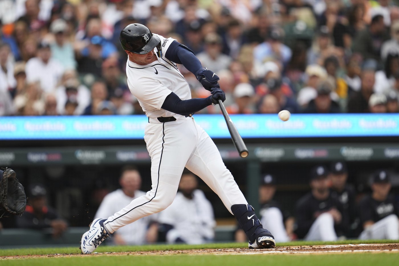 Dillon Dingler triples and doubles as Tigers sweep Astros with 7-2 win