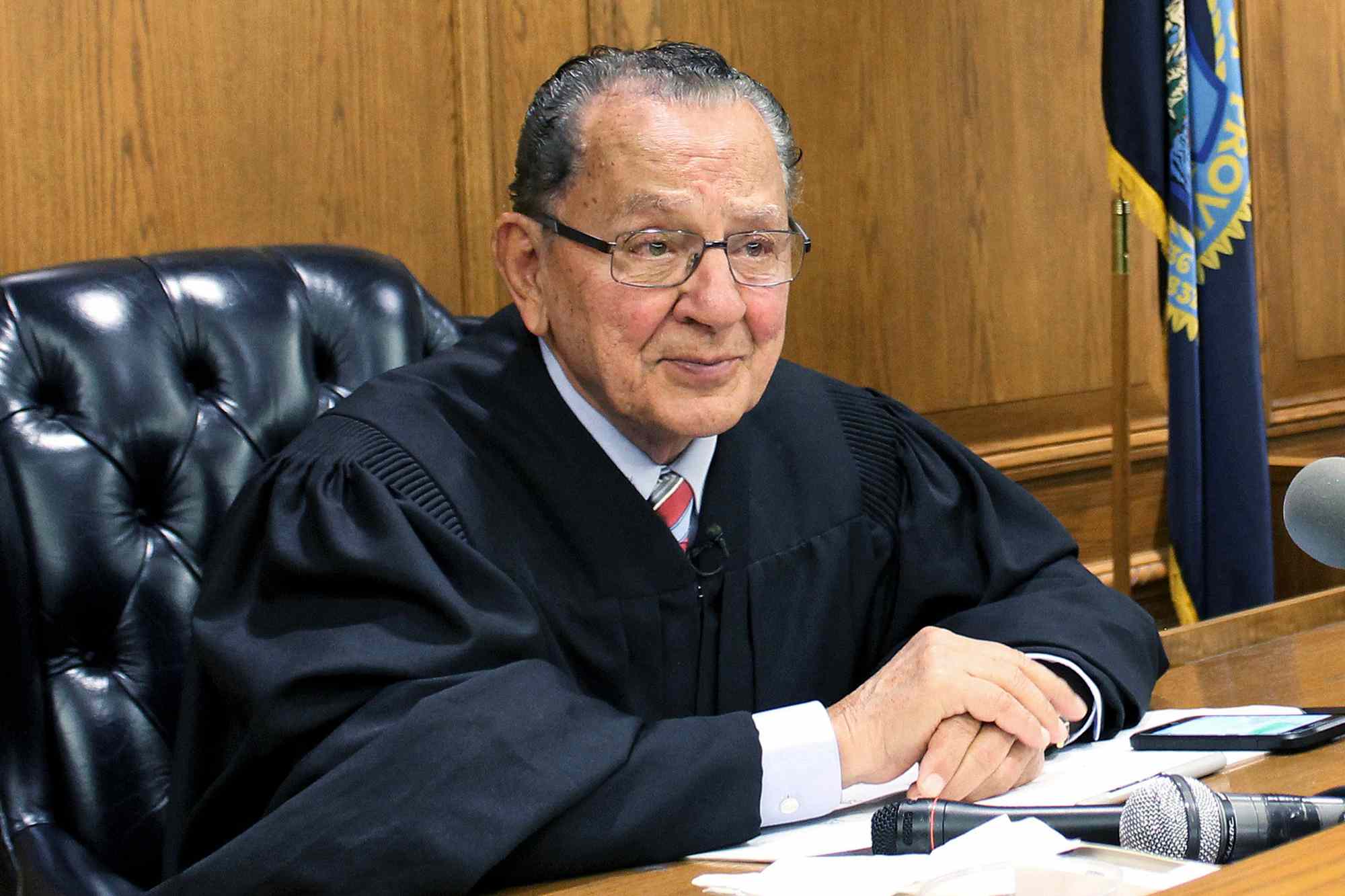TikTok Famous Judge Frank Caprio Dies at Age 88 After Being Diagnosed ...