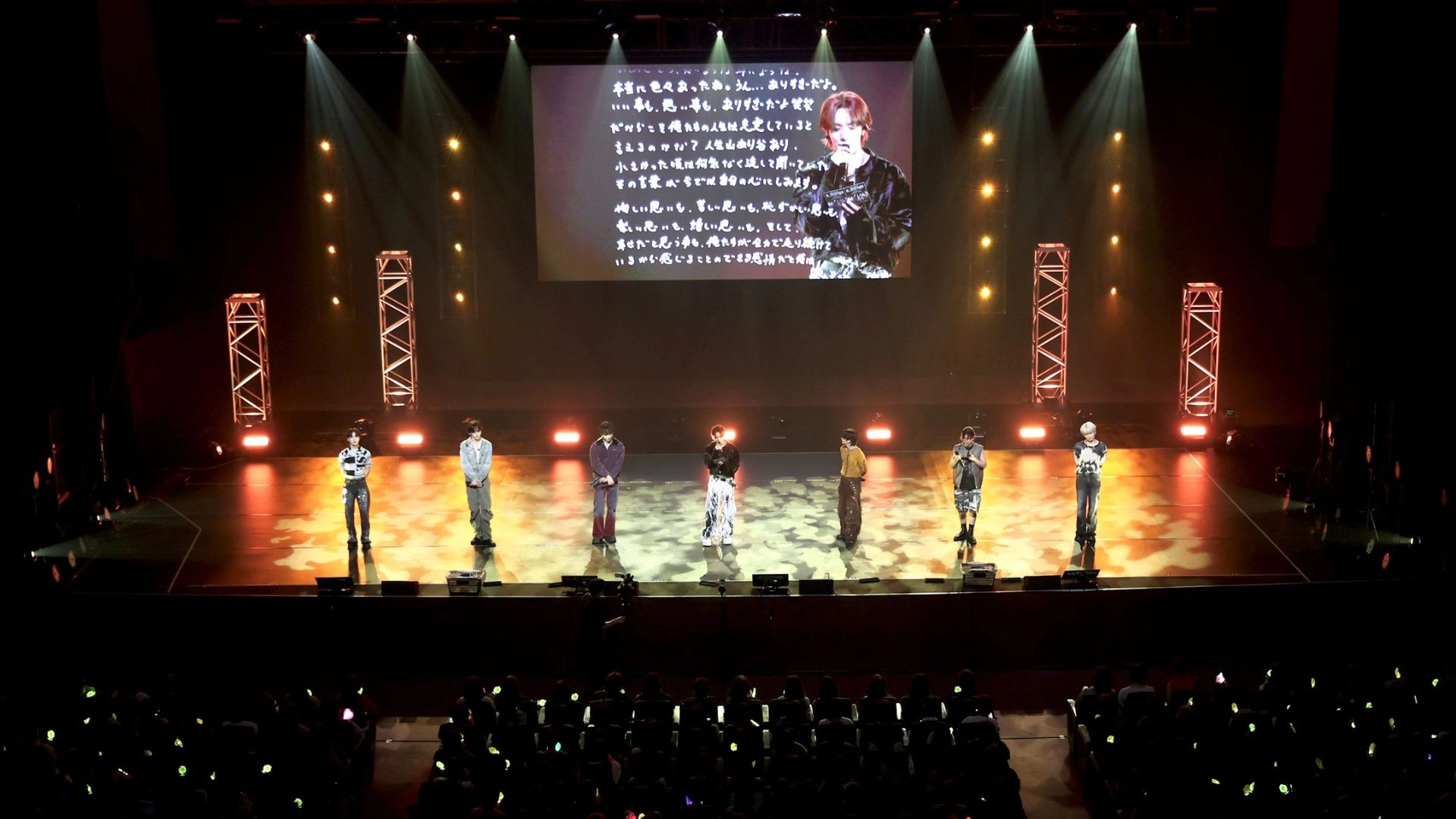 【n.SSign】2周年ファンミーティングを開催！メンバーが日本語で綴った感謝の手紙にCOSMOも胸キュン♡