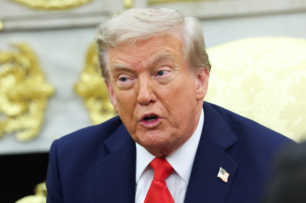 White House Calls Jack White a ‘Washed Up, Has-Been Loser' Over Oval ...