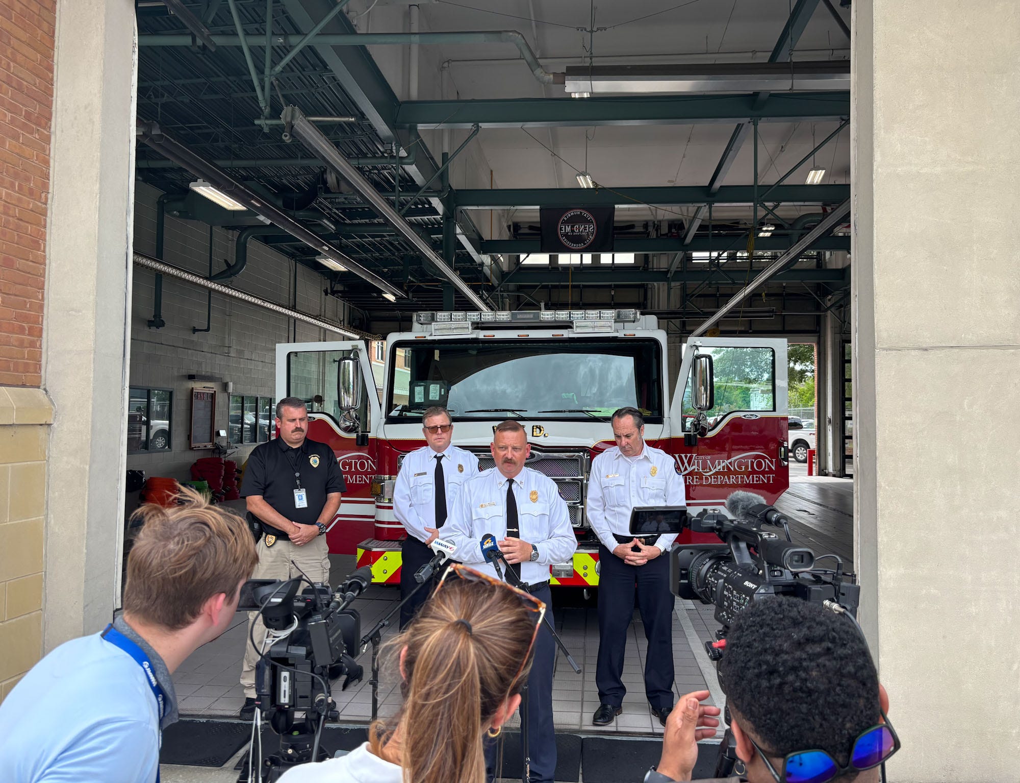 'Mayday': Wilmington firefighters got just seconds of warning before ...