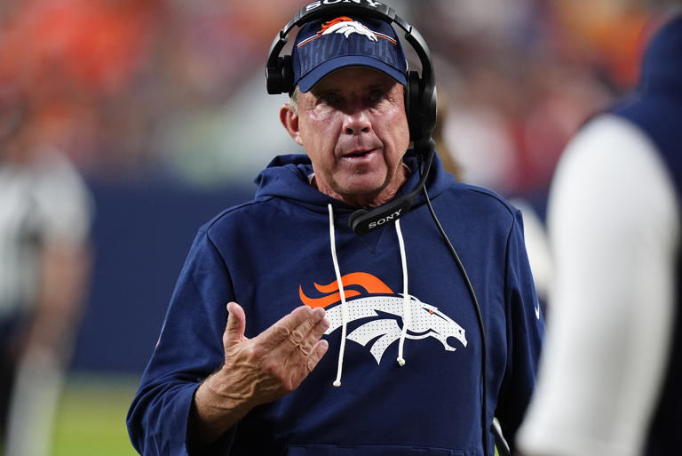 Broncos pull off stunning trade with Sean Payton's former team
