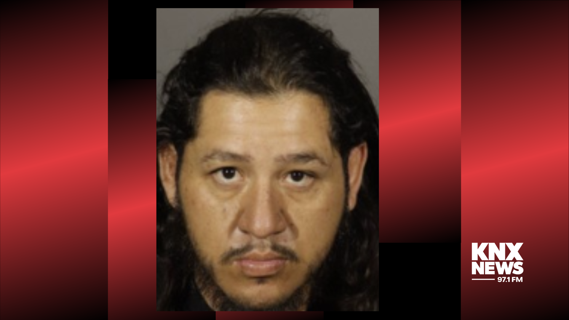 Suspect in triple killing in Lake Los Angeles remains jailed