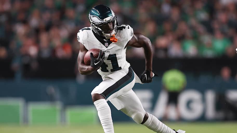 Eagles Rookie Leaves Coaches with No Choice as Camp Ends