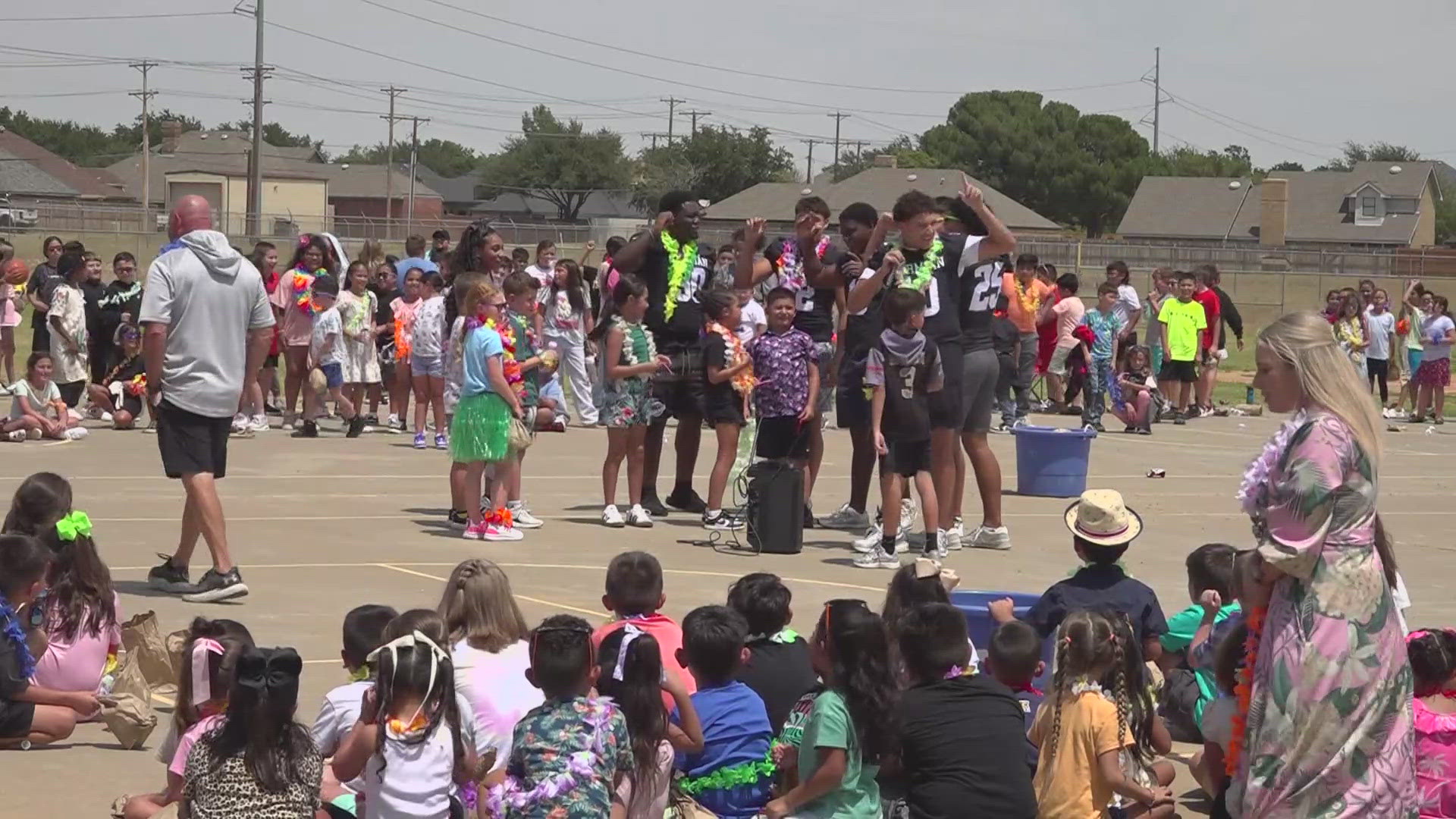 Surprise celebration held for LBJ Elementary in Odessa after B rating