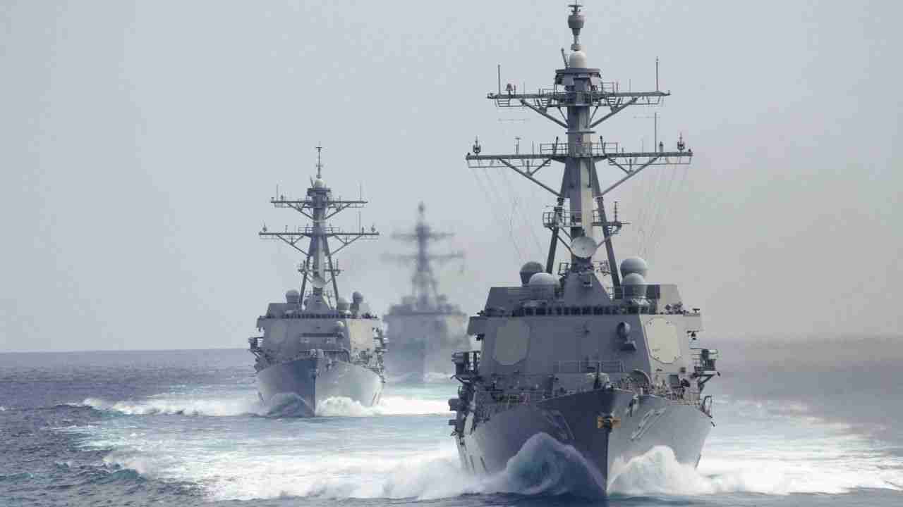 USA sender destroyere til Karibia og tilbyr 50 millioner dollar for å ...